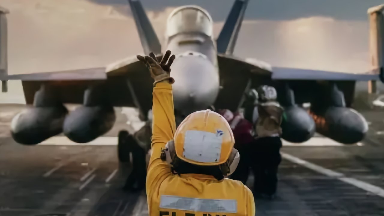 Lanza un F-18 desde el USS Nimitz en la nueva experiencia inmersiva Apple Vision Pro | Uco Digital