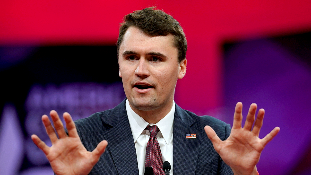 Boletín de Fox News Sports Hoodle: Charlie Cort Respeto, Hijra debate ...