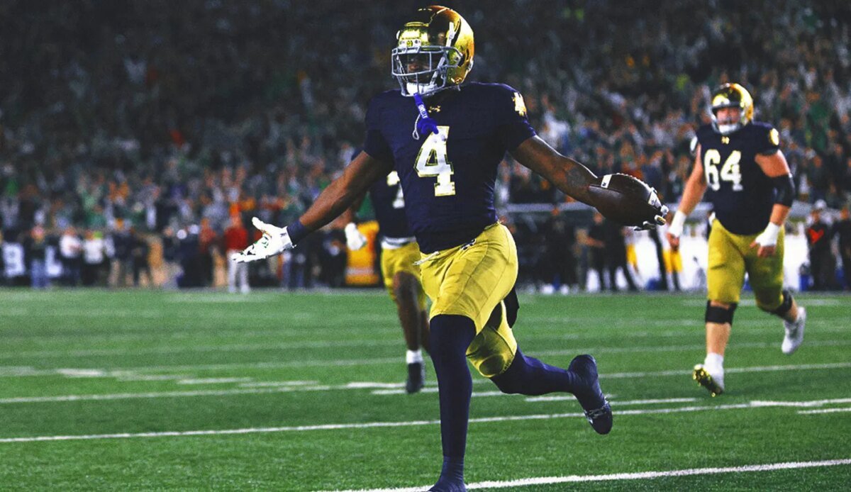 Jeremiah Love establece el récord de su carrera en un solo juego y ...